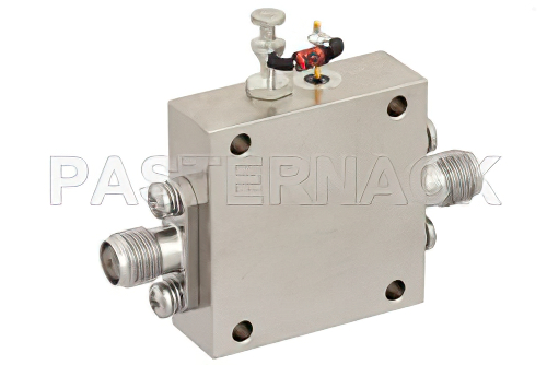 2.5 dB NF、7 dBm P1dB、6 GHz から 12 GHz、低ノイズブロードバンド増幅器、17 dB ゲイン、SMA